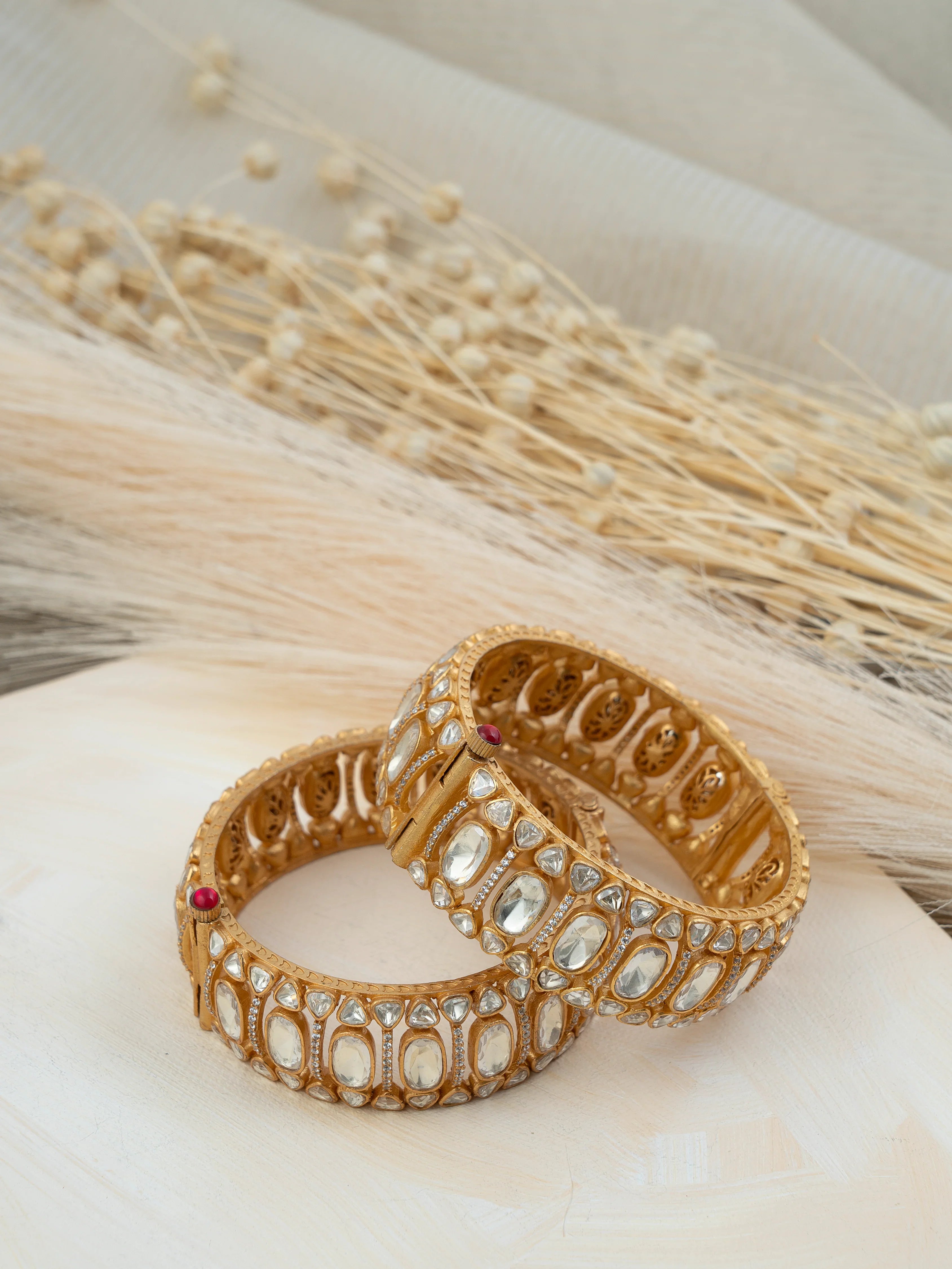 White Color Gold Plated Jadau Kundan Bangles – Studio Gulabi